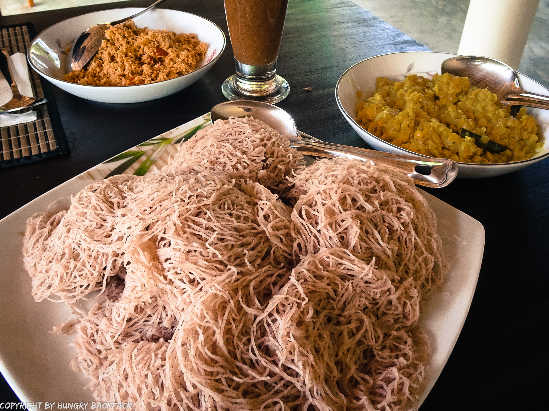 HOPPERS, CURRY & SAMBOL – BREAKFAST IN SRI LANKA - Hungry Backpack
